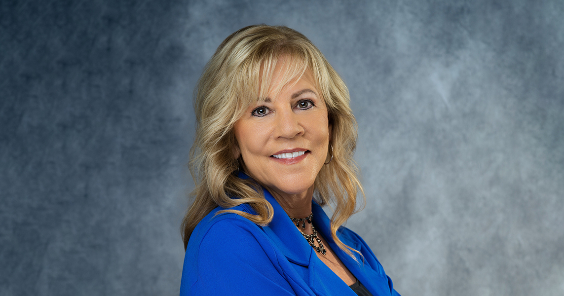 Overnights with Donna Cruz - KCBI